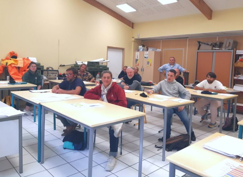 Formation - Onze stagiaires en formation Capitaine 200 voile au Lycée ... Formation - Onze stagiaires en formation Capitaine 200 voile au Lycée ...